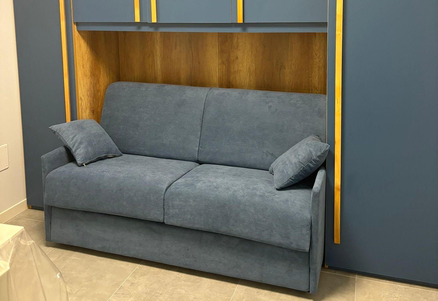 Divano Letto Una Piazza e Mezza: Comfort e Design per Piccoli Spazi ...